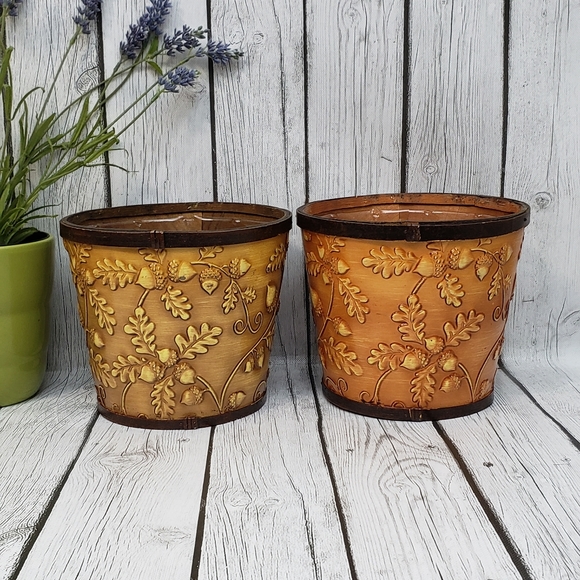 Storage & Organization | 2 Vintage Styled Varnished Embossed Leaves ...